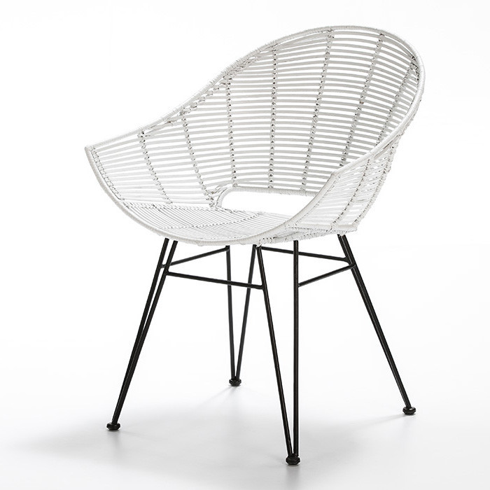 Chaise osier blanc et pieds métal noir Rositta | LesTendances.fr