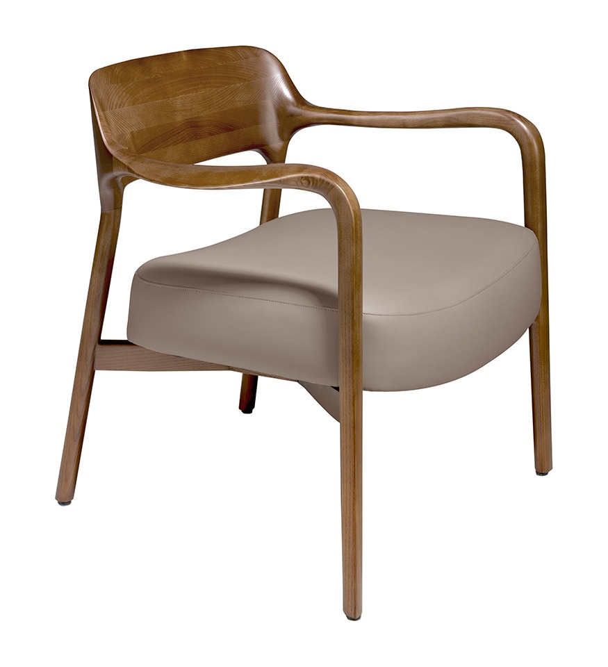 Angel Cerda - Fauteuil en cuir et bois de frêne Frida Couleur MIRAGE 95 ...