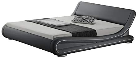 Lit design 140x190 cm simili cuir gris liseré blanc Amor | LesTendances.fr