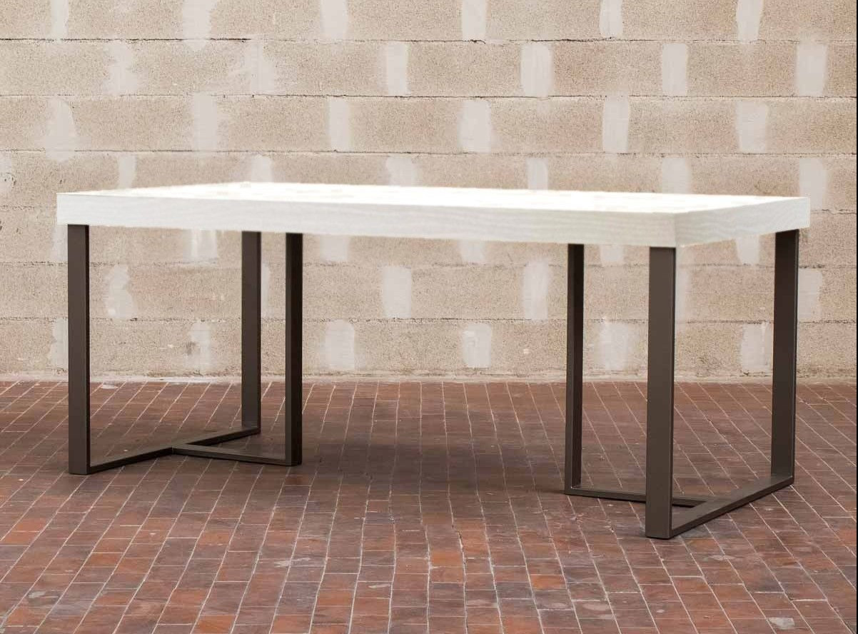 Tozani - Table à manger rectangulaire frêne blanc et pieds métal gris ...